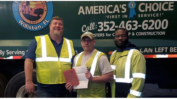 Waste Pro driver makes crucial call - Waste Today